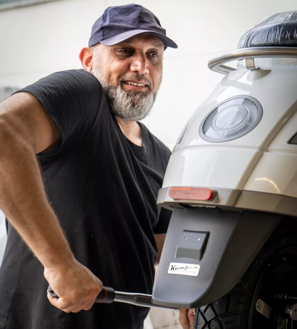 Van snorfiets naar bromfiets | Snorfiets omkeuren | Manos Libres